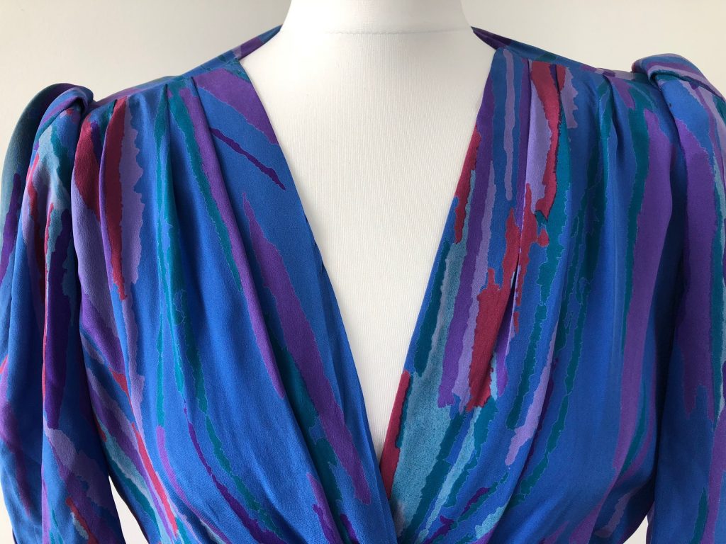 TORRENTE Silk Pleated Drapery Multicoloured Vintage Dress