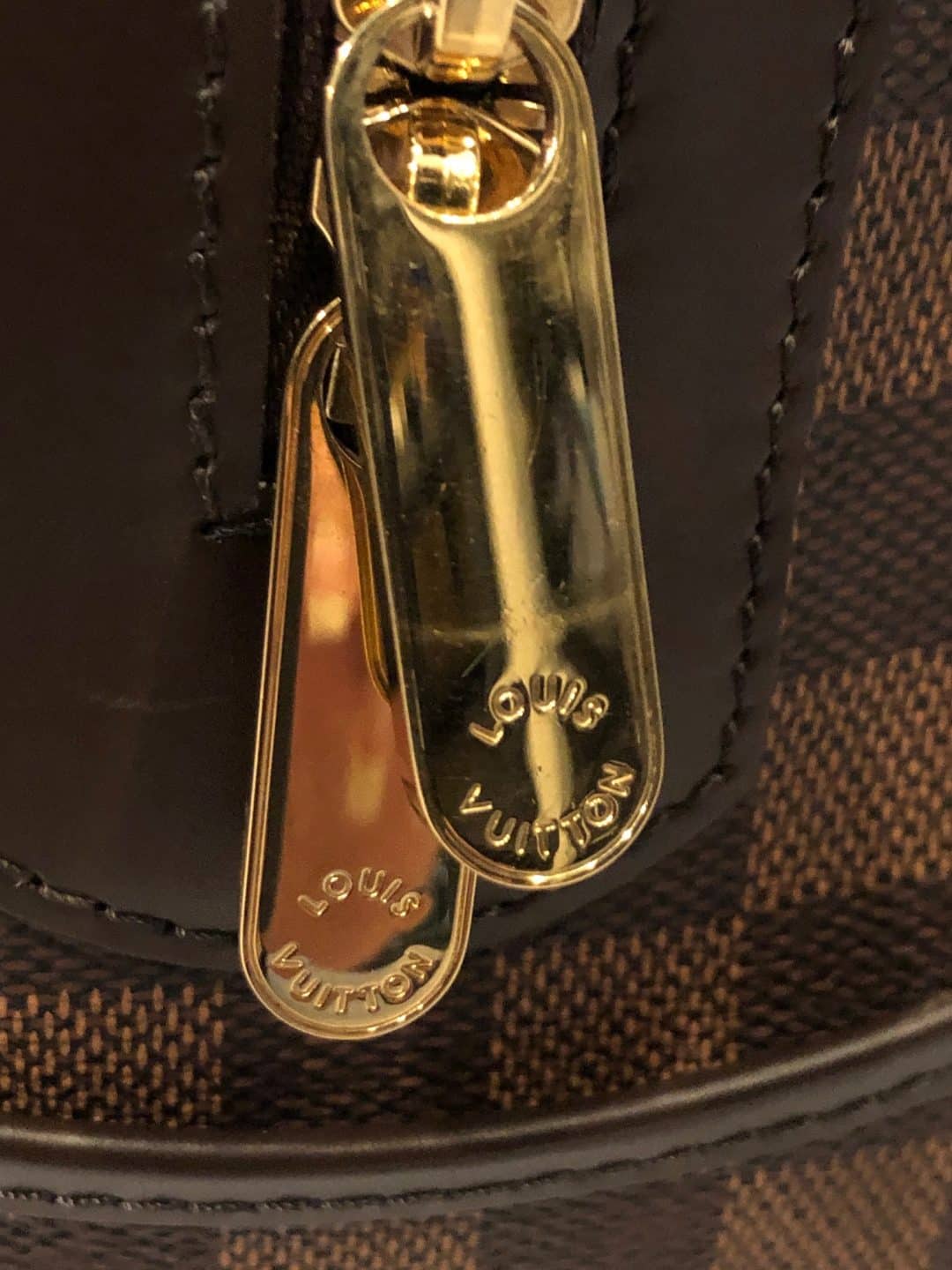 LOUIS VUITTON Damier Ebène Canvas Berkeley Bag - Chelsea Vintage Couture