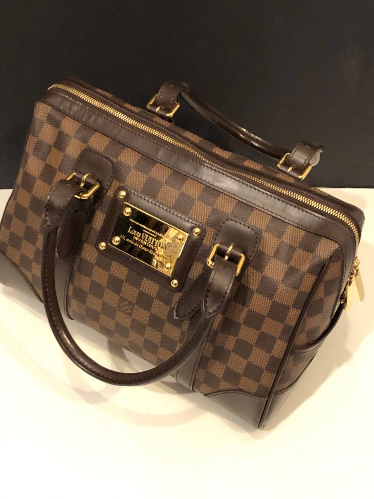 LOUIS VUITTON Damier Ebène Canvas Berkeley Bag - Chelsea Vintage Couture